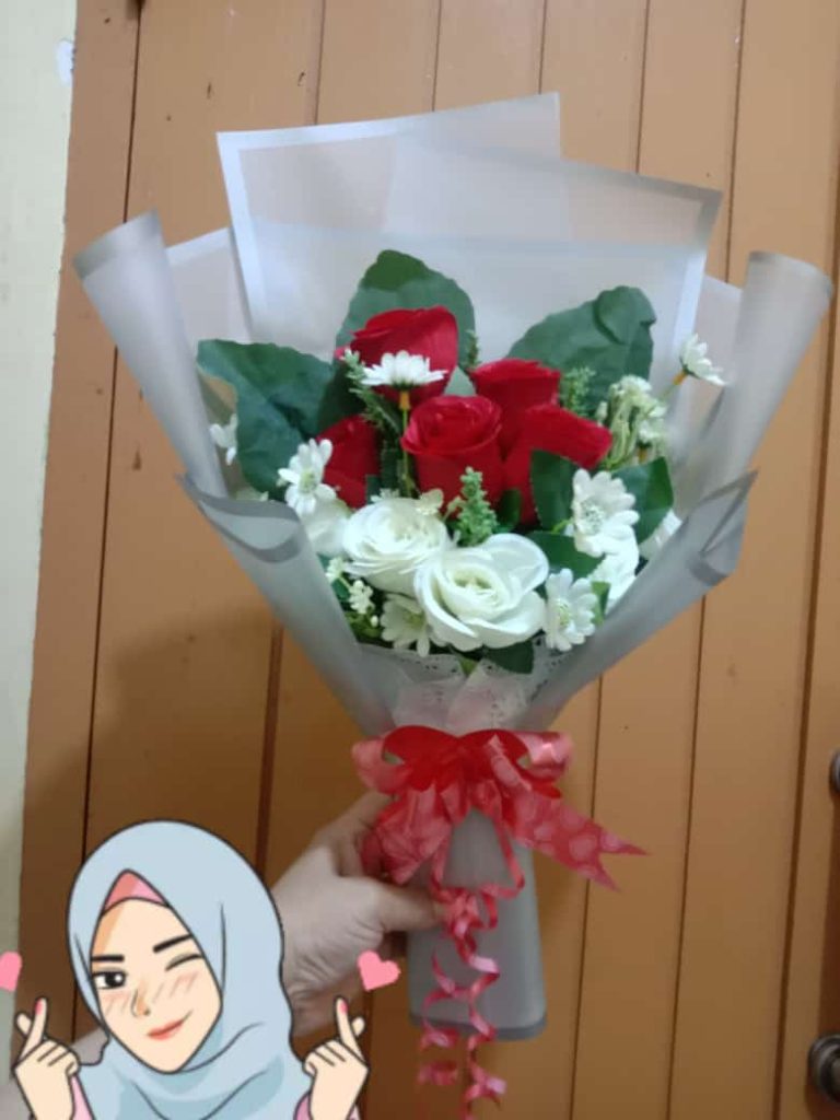 Tempat jual buket wisuda murah di Tangerang | toga wisuda